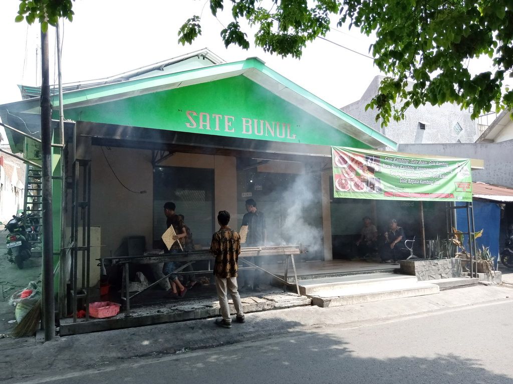 Ini Dia Sate Legendaris di Malang, Sejak 1973 Tetap Jaga Rasa - Ipol.id