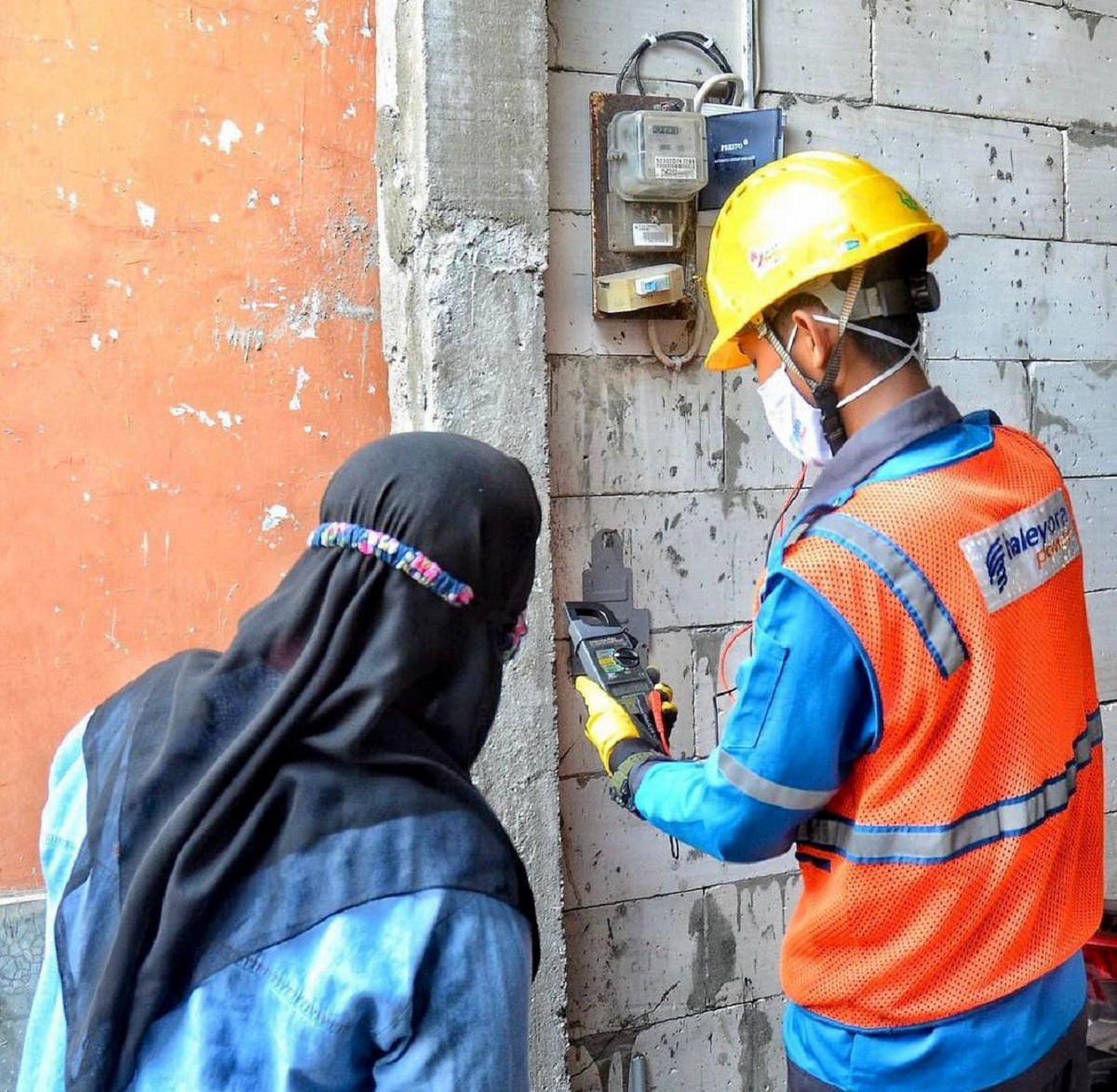Hadapi Cuaca Ekstrem, Begini Kiat PLN Untuk Keamanan Penggunaan Listrik ...
