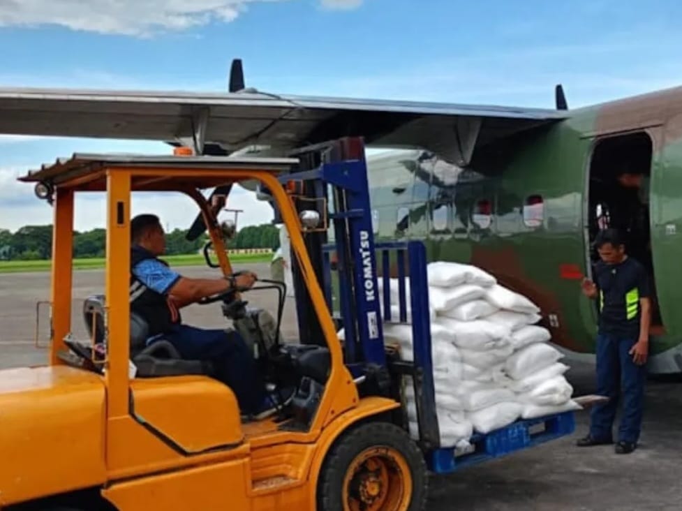 BPBD Jakarta Tabur Garam di Langit Antisipasi Cuaca Ekstrem - Ipol.id
