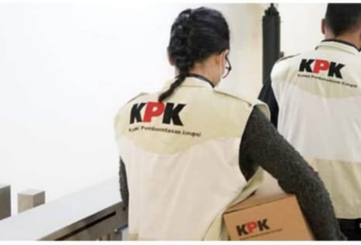 Rampung Geledah Rumah Japto, KPK Sita Rumah hingga Belasan Mobil - Ipol.id