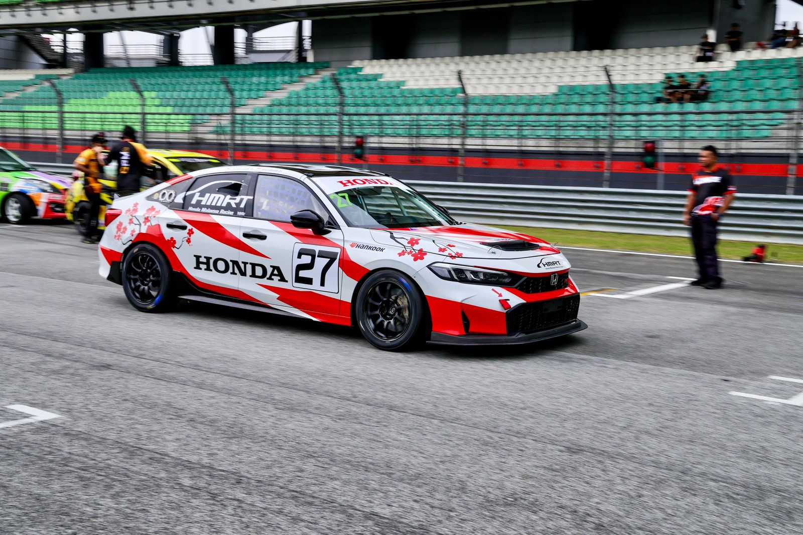 Avila Bahar dan Putera Adam siap Tampil di final MTCC 300 KM Bersama ...
